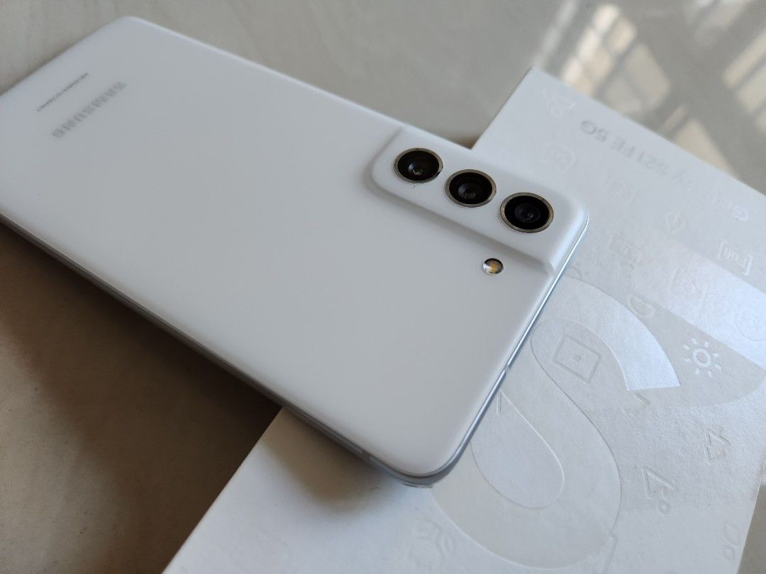 Galaxy S21 FE 5G White 256GB, Mobile Phones & Gadgets, Mobile Phones ...