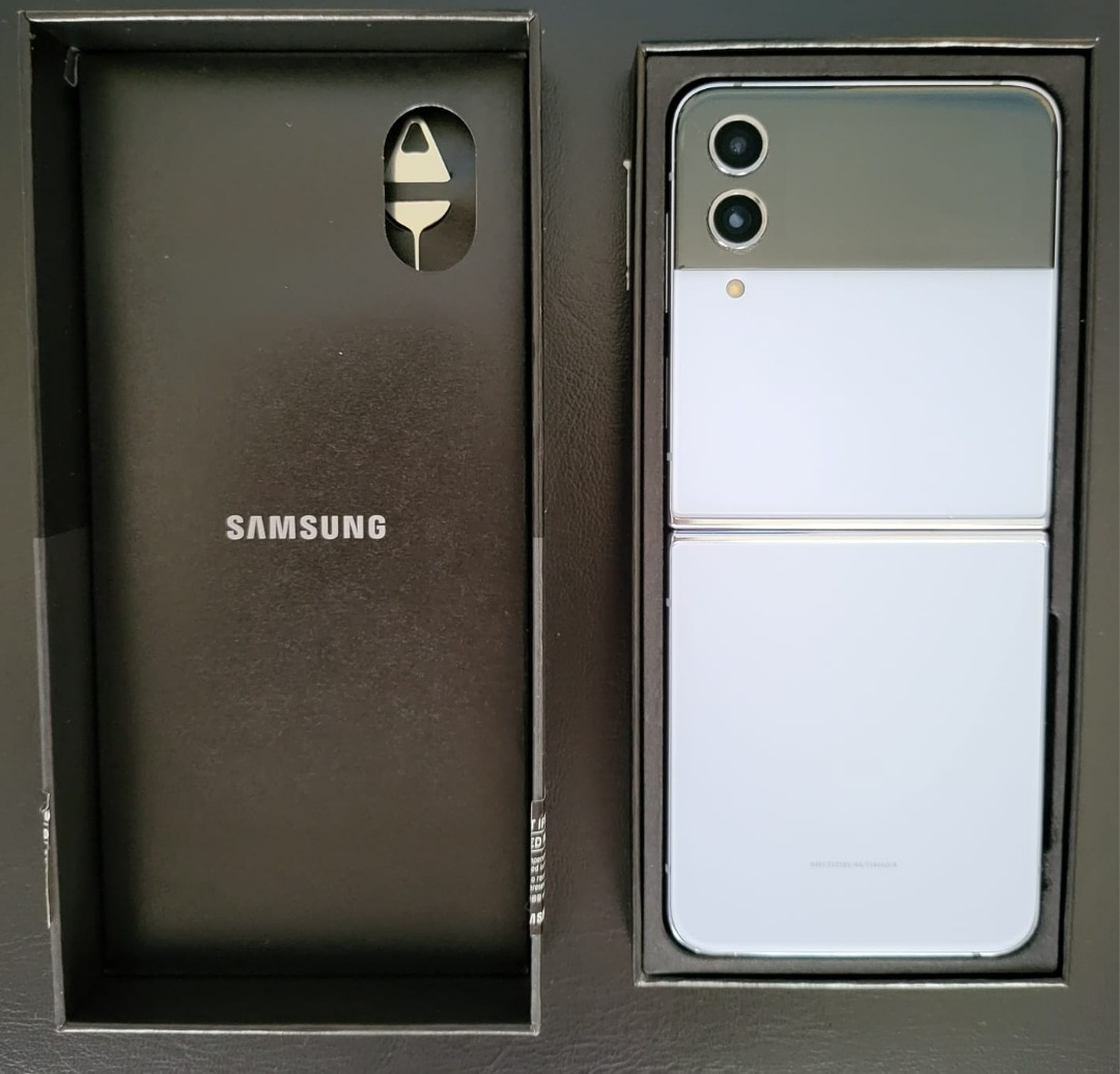 Galaxy Z Flip 4 Blue 128GB, Mobile Phones & Gadgets, Mobile Phones ...