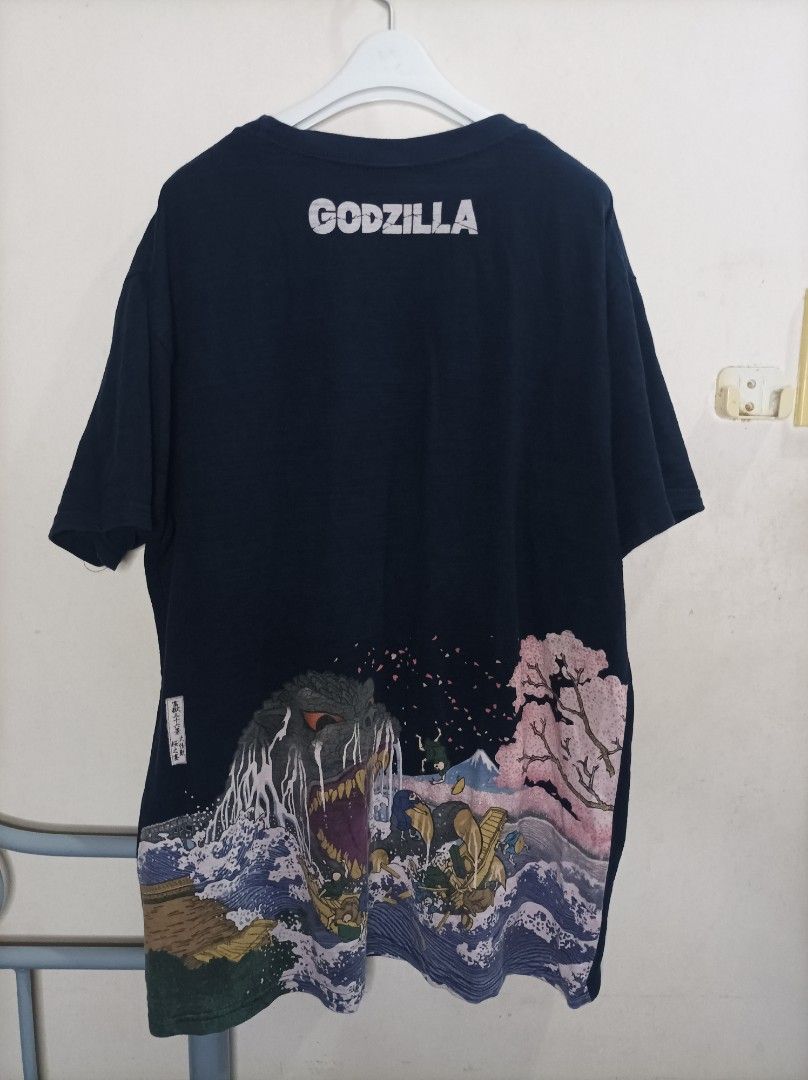 Godzilla Merch early 2000s release, Men's Fashion, Tops & Sets, Tshirts ...