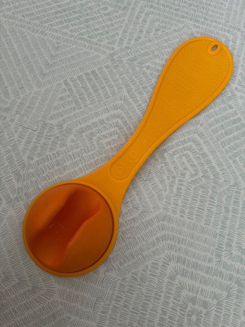 Hands Free Baby Bottle Feeding Holder with 2 Free bottles, Babies ...