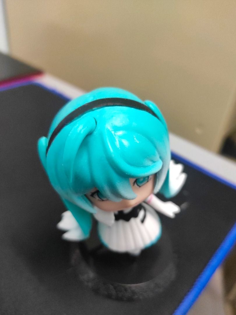 Hatsune Miku small figurine, Hobbies & Toys, Collectibles & Memorabilia ...