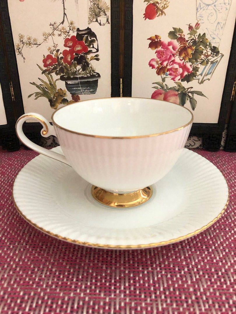 Hoya Japan beautiful and elegant porcelain tea cup and saucer with gold ...
