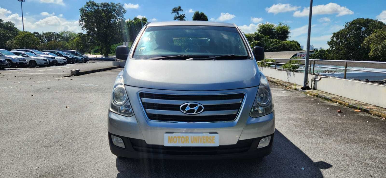 Hyundai Starex Bus 2.5 CRDi 5-Door (A), Cars, Used Cars on Carousell