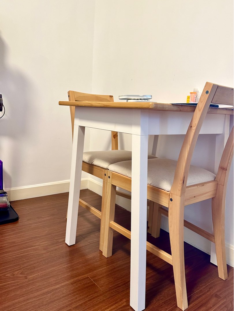 IKEA PINNTORP table and chairs set, 傢俬＆家居, 傢俬, 桌子 - Carousell
