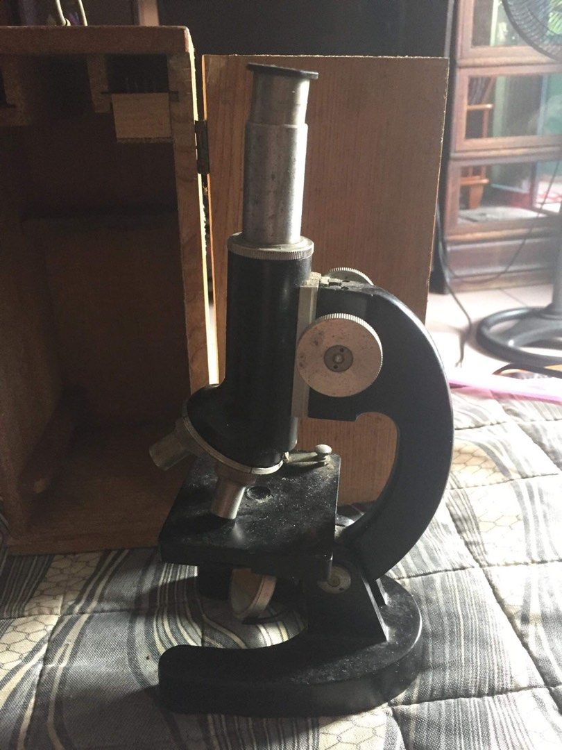 King Microscope, Health & Nutrition, Medical Supplies & Tools on Carousell