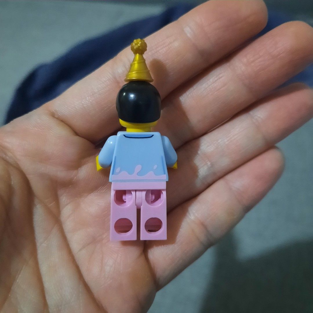 Lego Minifigure Series 18 Birthday Cake Guy Minifig, Hobbies & Toys ...