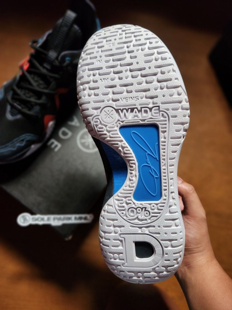 Li Ning DLo Ice V2, Men's Fashion, Footwear, Sneakers on Carousell