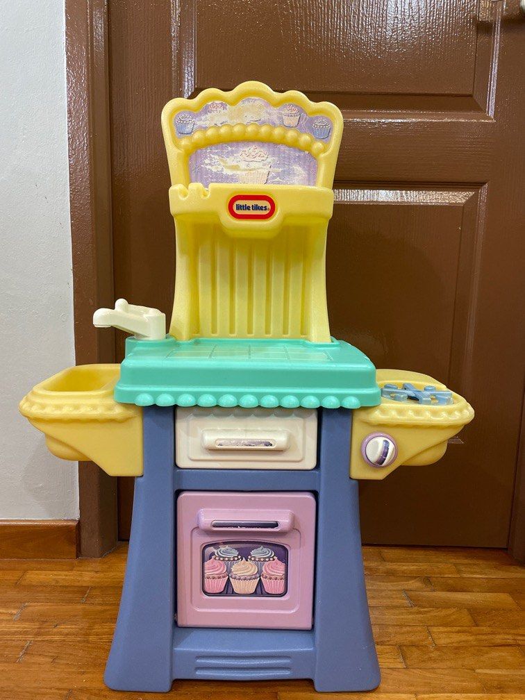 Little Tikes Kitchen, Hobbies & Toys, Toys & Games on Carousell