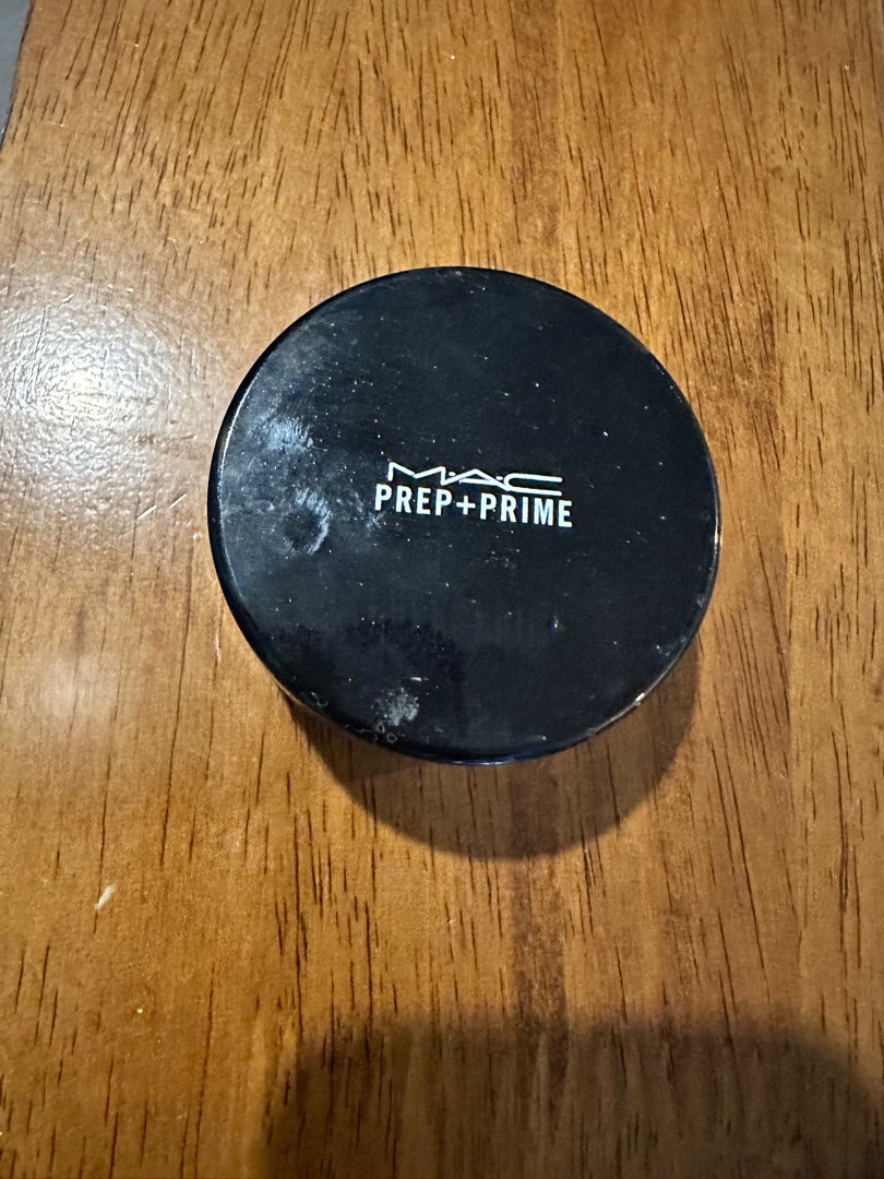 Mac finishing powder, Beauty & Personal Care, Face, Makeup on Carousell