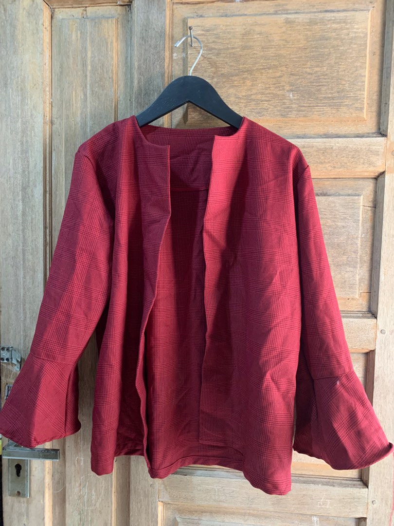 Maroon Blazer / outer, Fesyen Wanita, Pakaian Wanita, Baju Luaran di ...