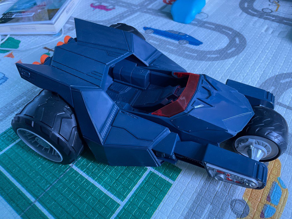 Mcfarlane DC Multiverse Batman Bat Raptor, 興趣及遊戲, 玩具 & 遊戲類 - Carousell