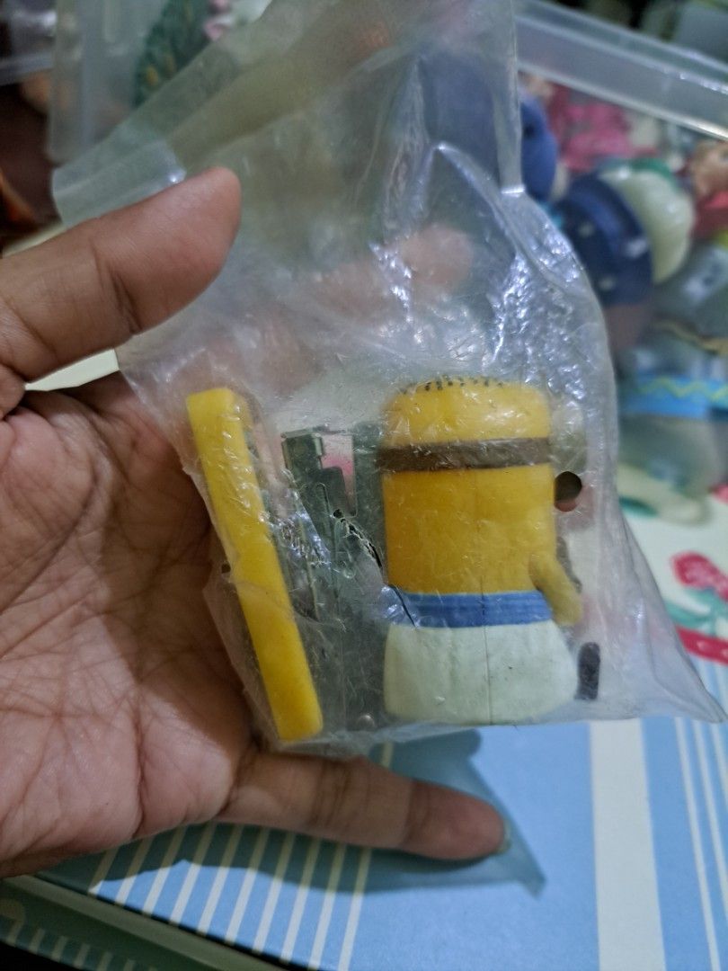 Minion Stapler, Hobbies & Toys, Toys & Games on Carousell