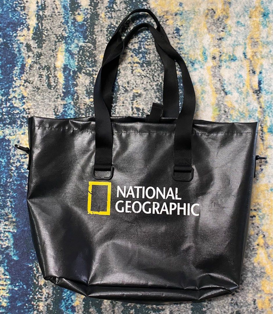 National Geographic Tote Bag, Men's Fashion, Bags, Sling Bags on Carousell