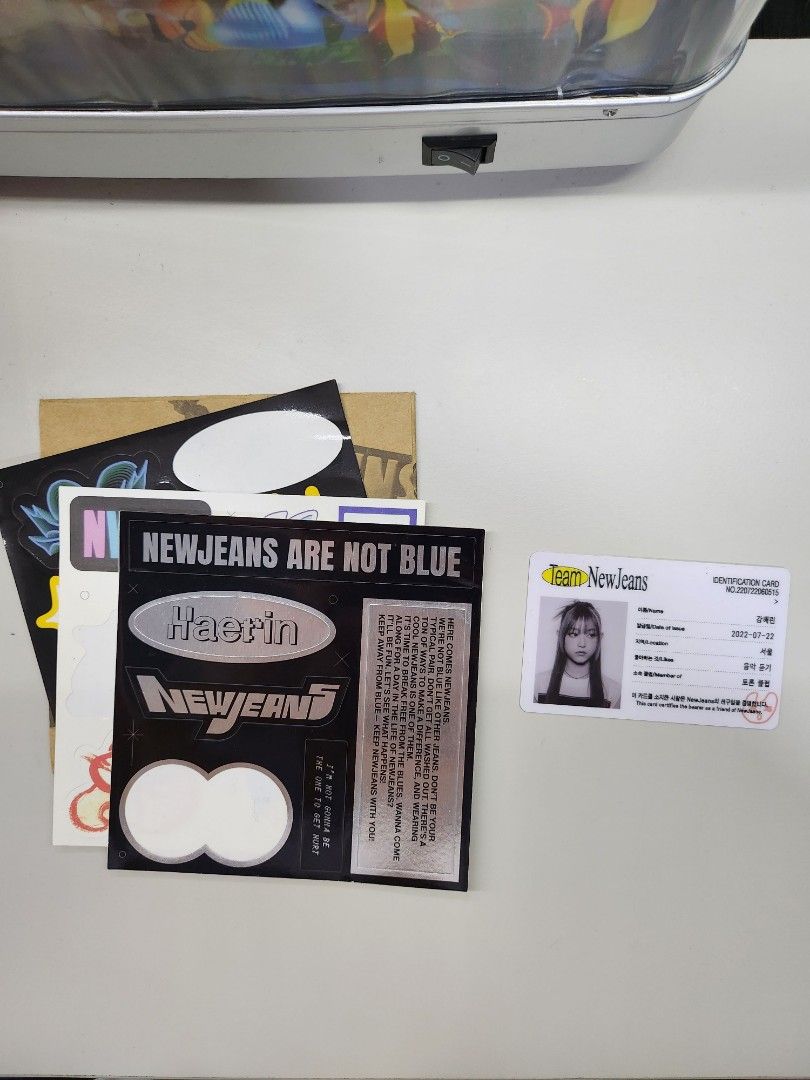newjeans ID card & stickers, Hobbies & Toys, Memorabilia & Collectibles ...