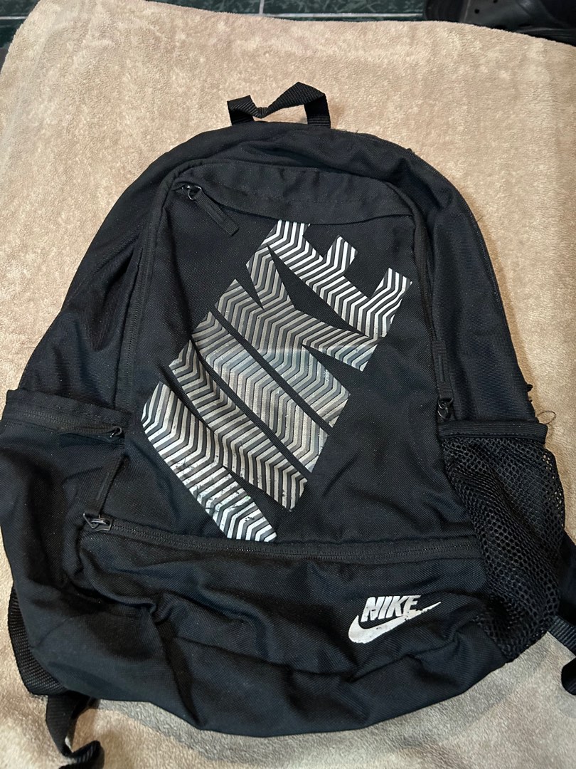 Nike Backpack, Men's Fashion, Bags, Backpacks on Carousell