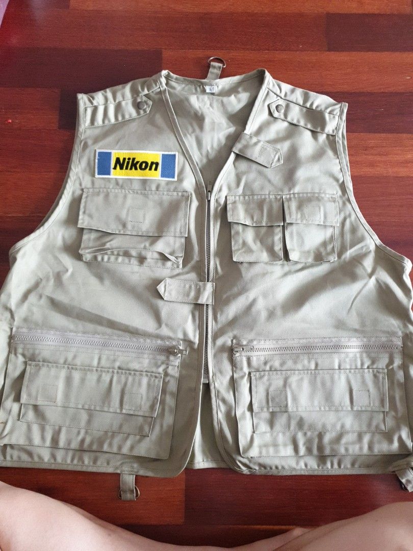 Nikon Camera-man Vest, Men's Fashion, Coats, Jackets and Outerwear on ...