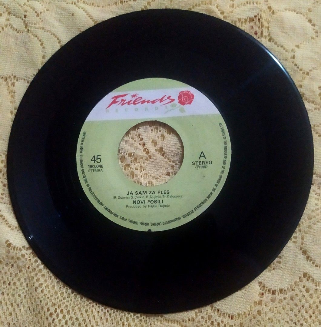Novi Fosili - Ja Sam Za Ples (7" single) VINYL PLAKA, Hobbies & Toys, Music & Media, Vinyls on ...