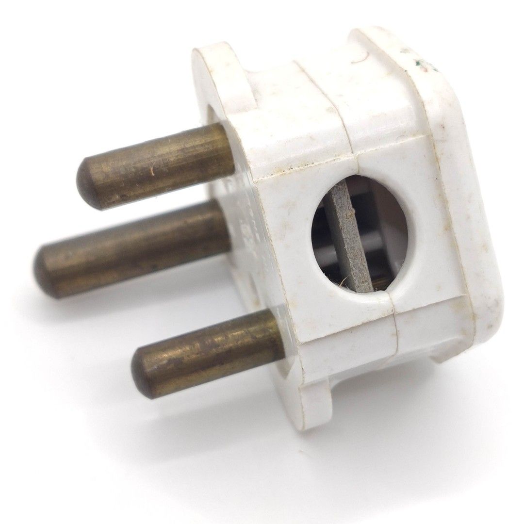 Old 15A MK plug, TV & Home Appliances, Electrical, Adaptors & Sockets ...