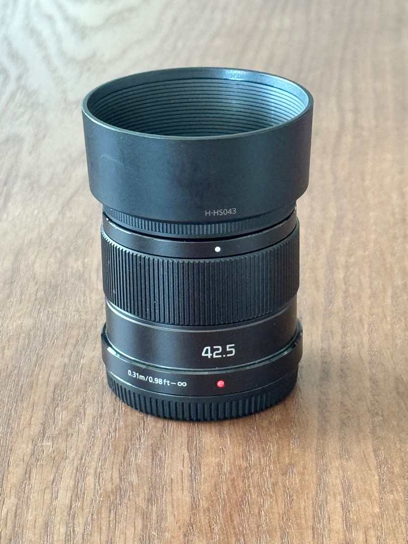 Panasonic 42.5mm f/1.7 for M43, Photography, Lens & Kits on Carousell
