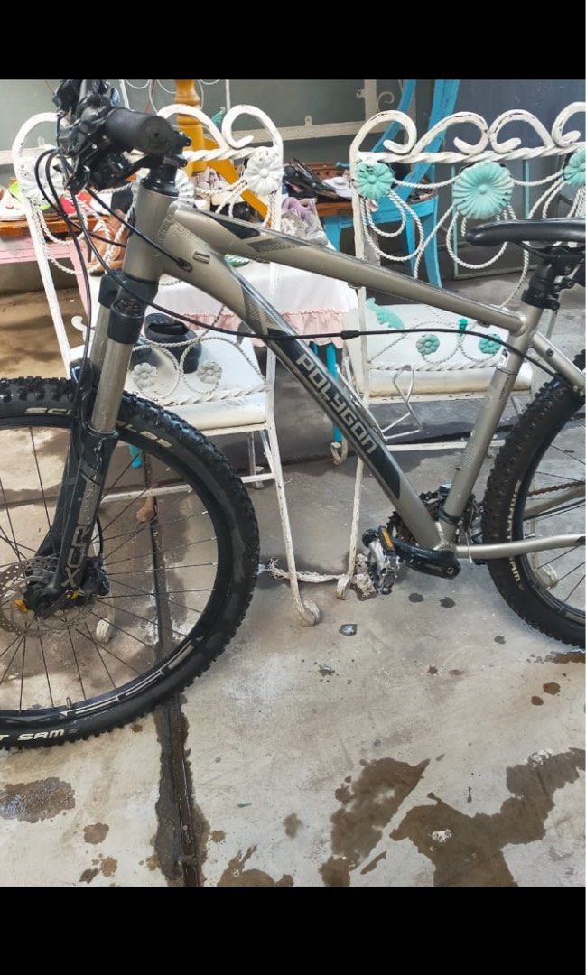 Polygon strada 5, Olah Raga, Sepeda di Carousell
