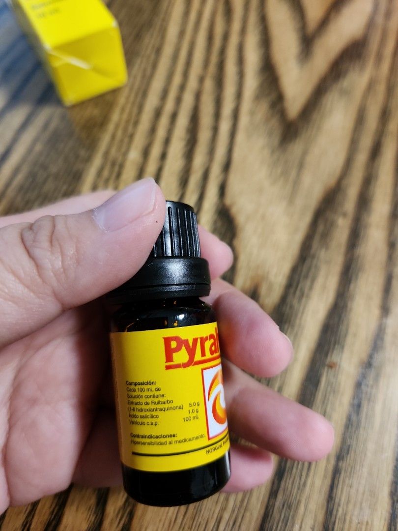 Pyralvex solution. For sore gums and mouth ulcers, Beauty & Personal ...