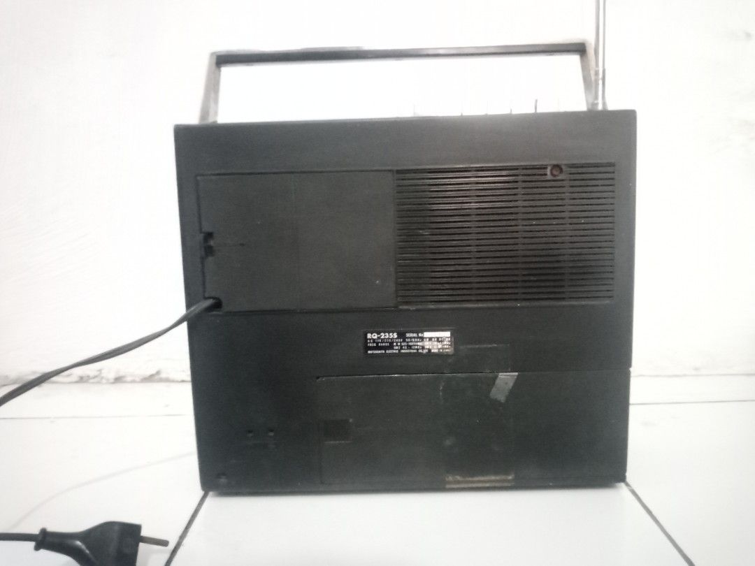 Radio Tape National Vintage, Antik, Lainnya di Carousell