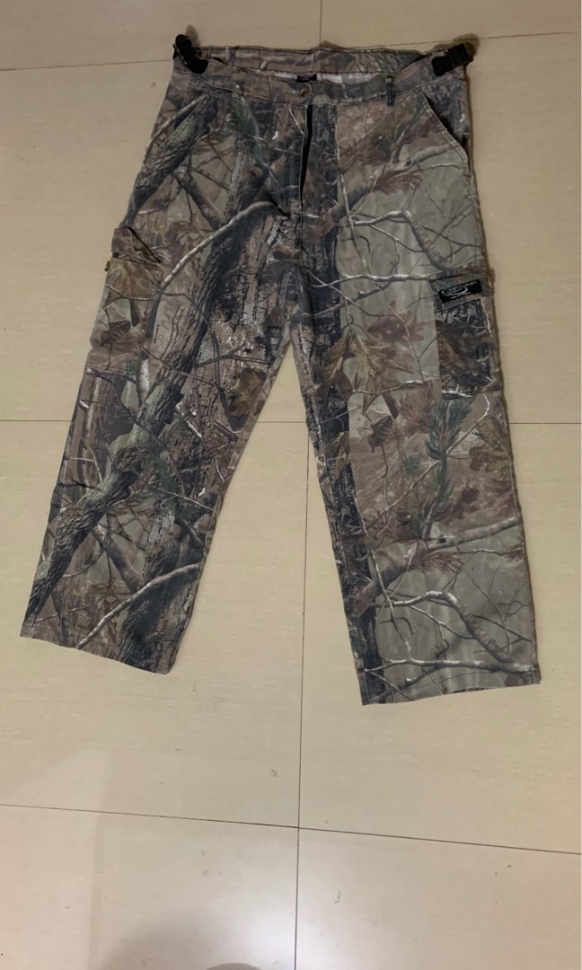 Real Tree Pants, Men's Fashion, Bottoms, Trousers on Carousell