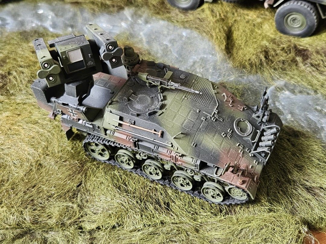 Revell 1:35 scale #03205 WIESEL 2 LeFlaSys (Ozelot & AFF & BF/UF ...
