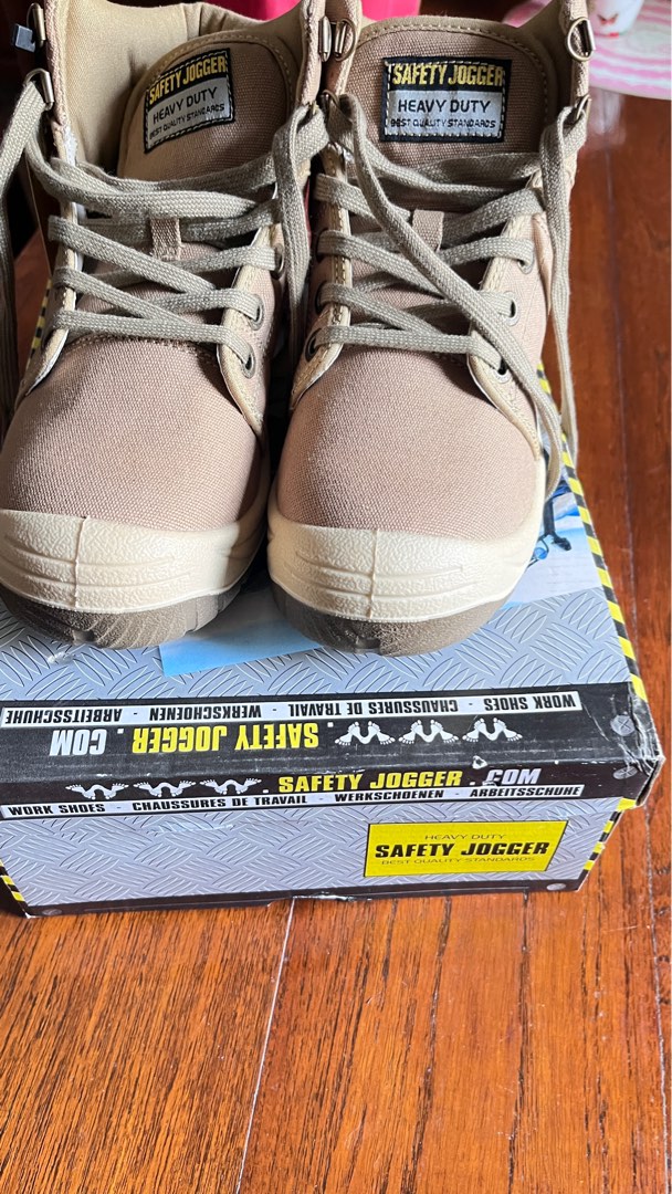 Safety boost, Men's Fashion, Footwear, Boots on Carousell
