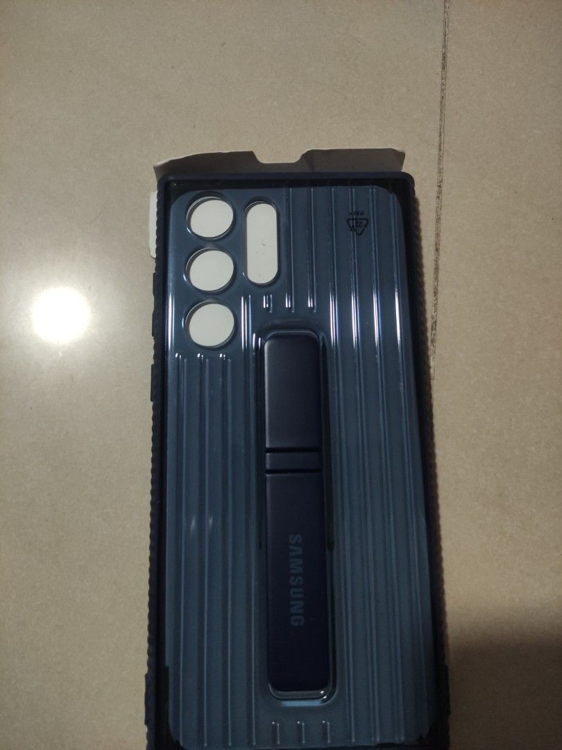 Samsung ultra 22 casing, Mobile Phones & Gadgets, Mobile & Gadget ...