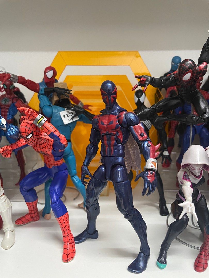 Spider-man Across The Spider-Verse Portal Set Diorama For Marvel ...