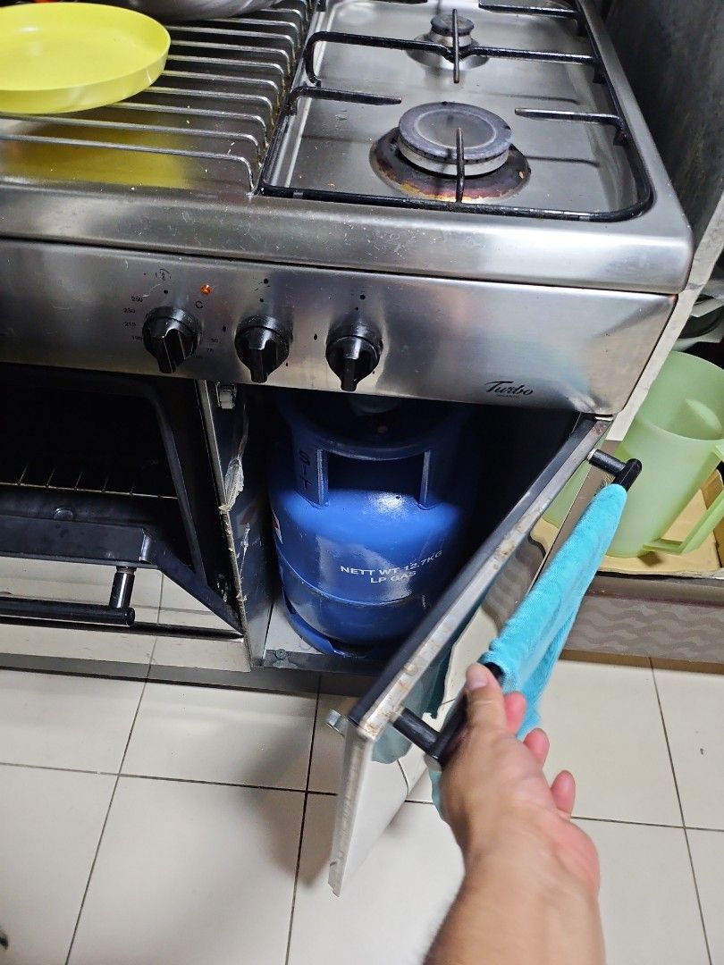 standalone Stove, TV & Home Appliances, Kitchen Appliances, Cookers on Carousell