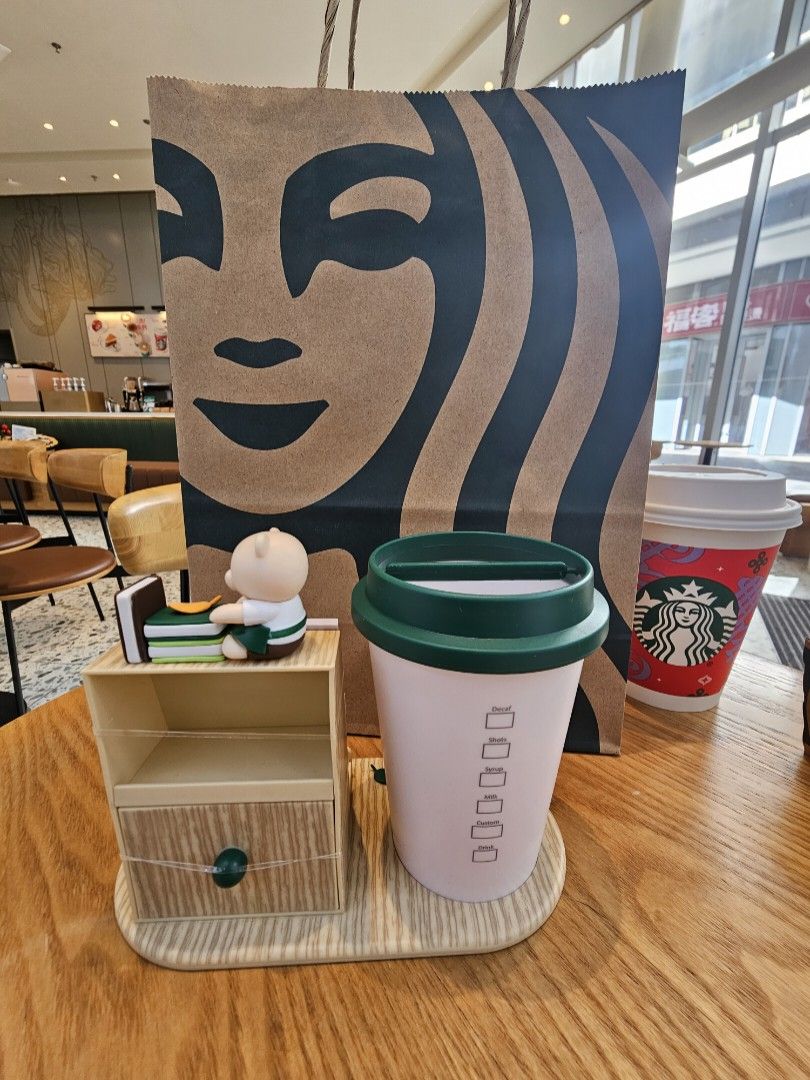 Starbucks Table Stationary Stand, Hobbies & Toys, Collectibles ...