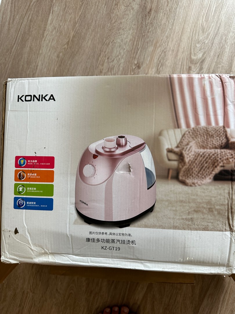 Steam iron standing, TV & Home Appliances, Irons & Steamers on Carousell
