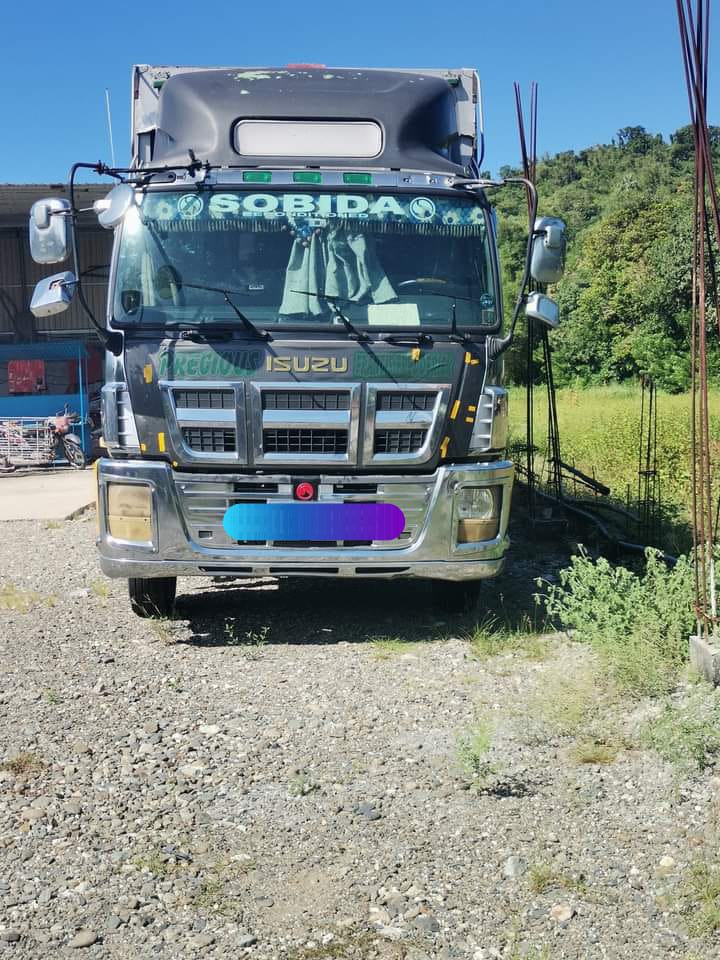 Ten (10) Wheeler Wing Van, Special Vehicles, Heavy Vehicles on Carousell