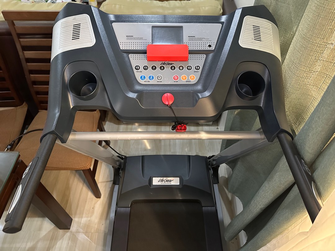 Threadmill, Sports Equipment, Exercise & Fitness, Cardio & Fitness ...