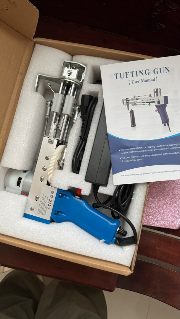 Tufting Gun / carper rug tufting gun, Hobbies & Toys, Stationary ...