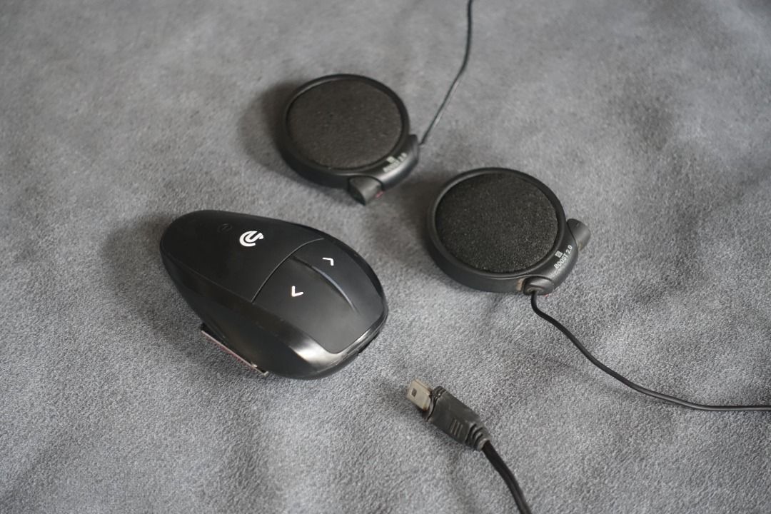 UClear AMP Go Bluetooth Intercom Communicator Smart Motorcycle ...