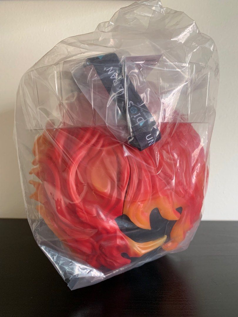 USJ Jujutsu Kaisen - Gojo Satoru Popcorn Bucket, Hobbies & Toys, Toys ...