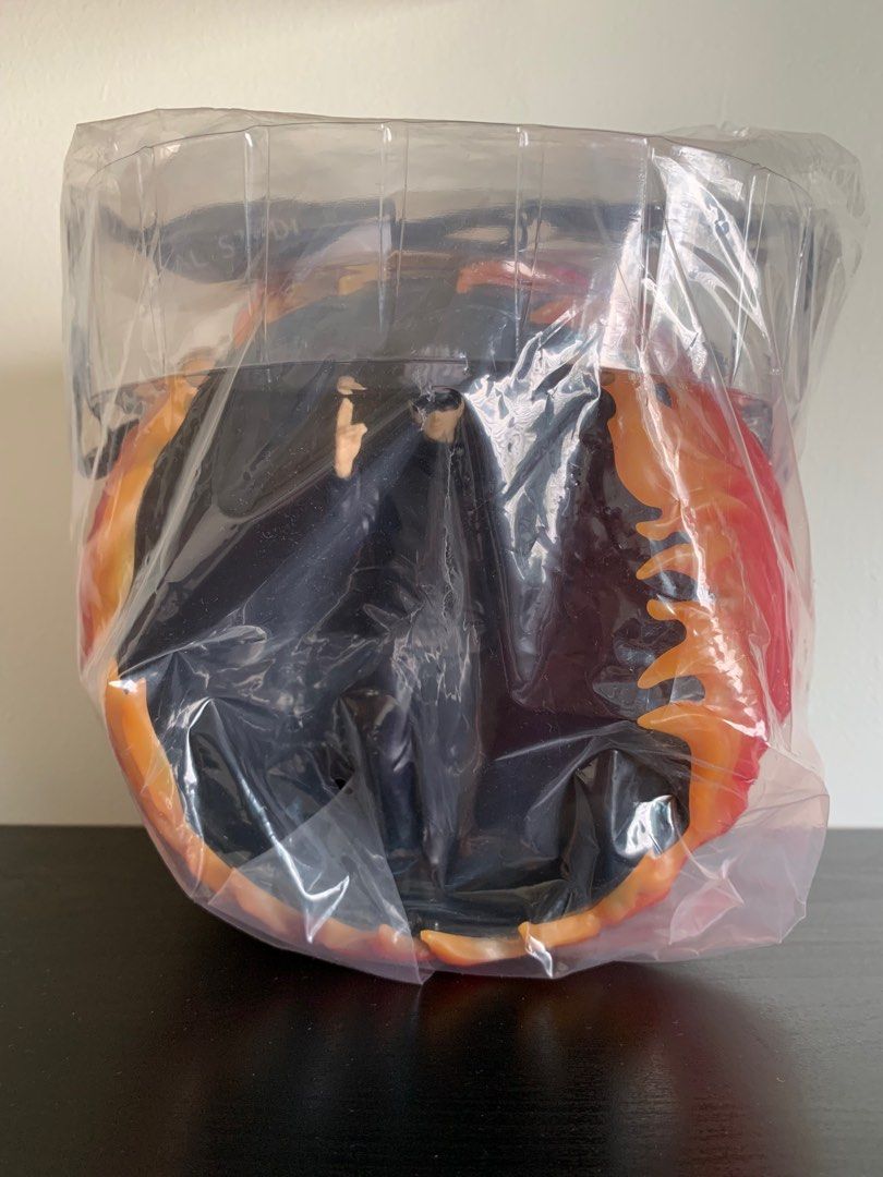 USJ Jujutsu Kaisen - Gojo Satoru Popcorn Bucket, Hobbies & Toys, Toys ...