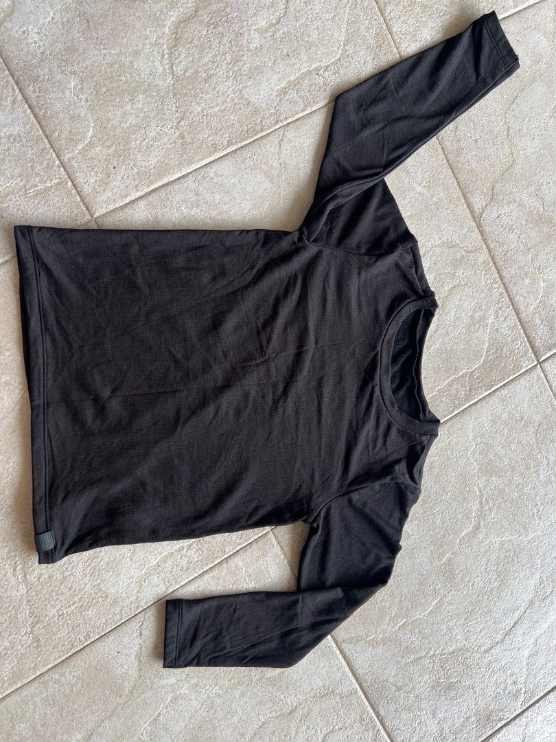 v good condition Uniqlo inner wear kids 130, Babies & Kids, Babies ...