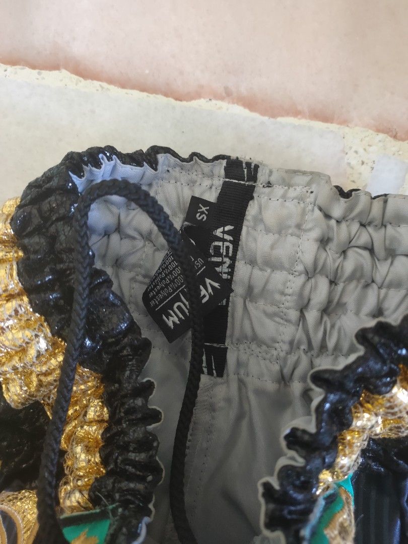 Venum x WBC Muay Thai shorts White / Black Versions (Limited Edition), Sports Equipment, Other ...