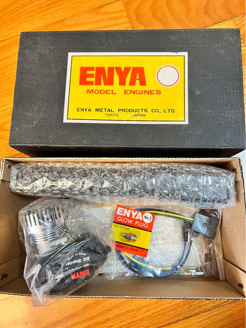 Vintage Enya 10 Class engine with electrical starter set - 11CX, 興趣及遊戲 ...