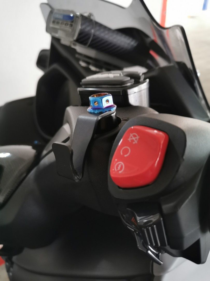 Yamaha Xmax Silver Mirror Mount Packet Marketing Convinience Kopi Hook ...