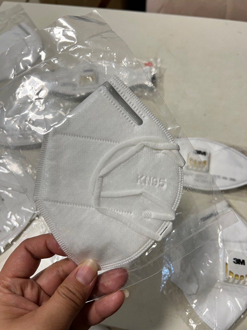 3M KN95 mask with respirator 9501V+ / 9211+, Health & Nutrition, Face Masks & Face Shields on ...