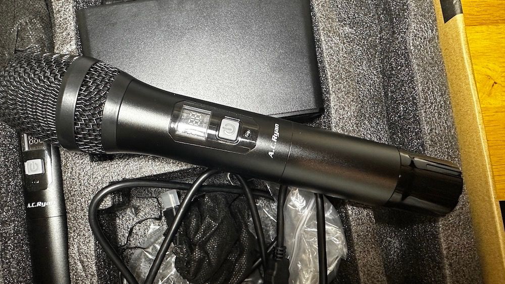 AC Ryan Mixx2 Amp/Mics/Popsical Karaoke Set, Audio, Microphones on ...