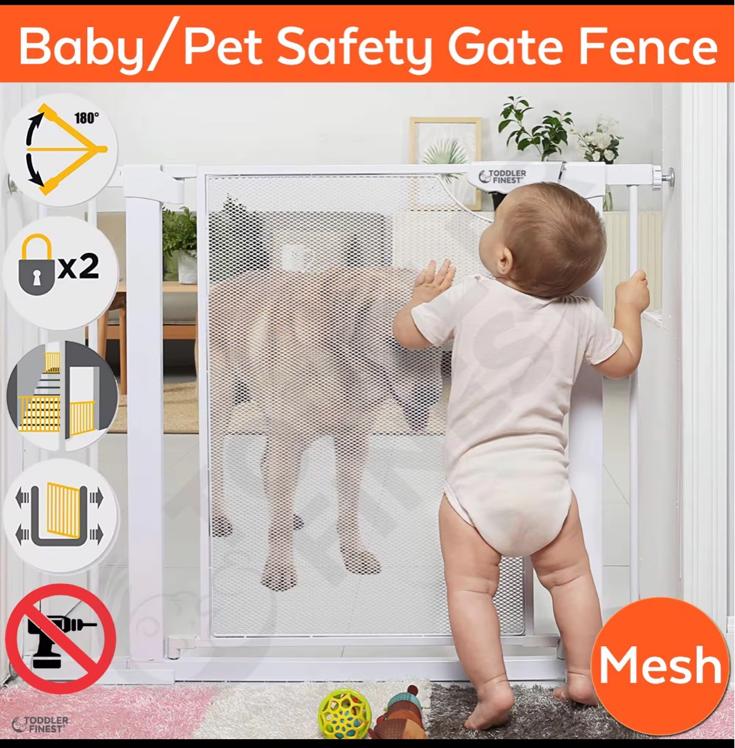 Auto Close Baby Safety Gate, Babies & Kids, Baby Nursery & Kids ...