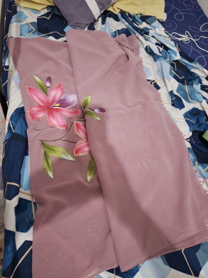 Balabal flower design, Women's Fashion, Tops, Others Tops on Carousell