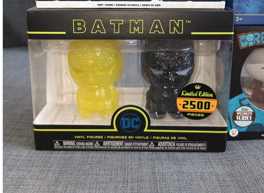 Batman Deluxe Hikari 2 Pack! - DC - Black & Gold - LE2500 Pcs, Hobbies ...