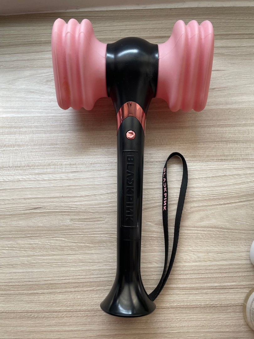 blackpink lightstick v1, Hobbies & Toys, Collectibles & Memorabilia, K ...